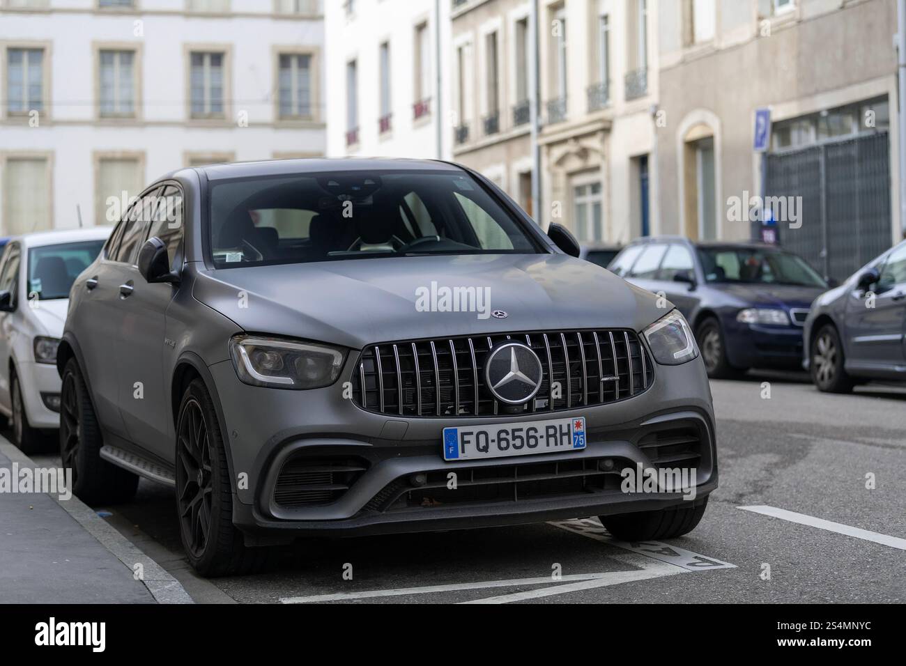 Mercedes amg glc 63 coupe hi-res stock photography and images - Alamy