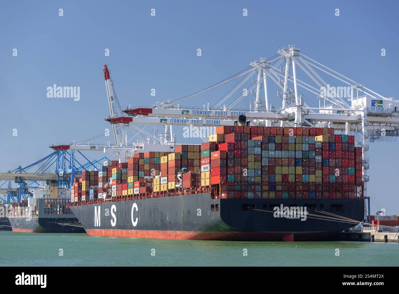 Le Havre, France - View on the container ship MSC NEW YORK alongside at ...