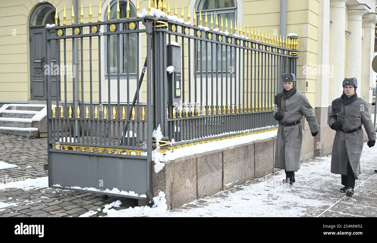 Helsinki, Finland. 13th Jan, 2025. The changing of the guards of the ...