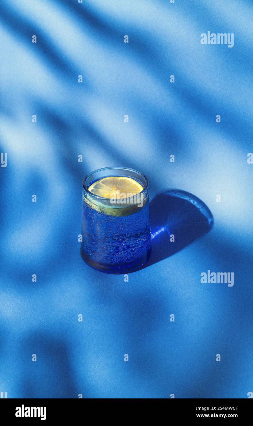 Minimalist zesty blue sparkling beverage Stock Photo - Alamy