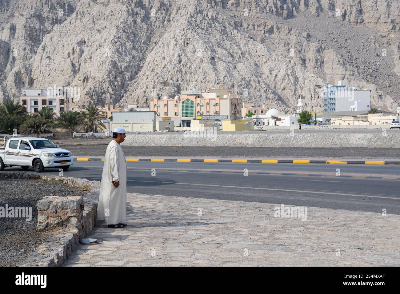 Khasab, Oman - January 1, 2025: A man in traditional Omani attire ...