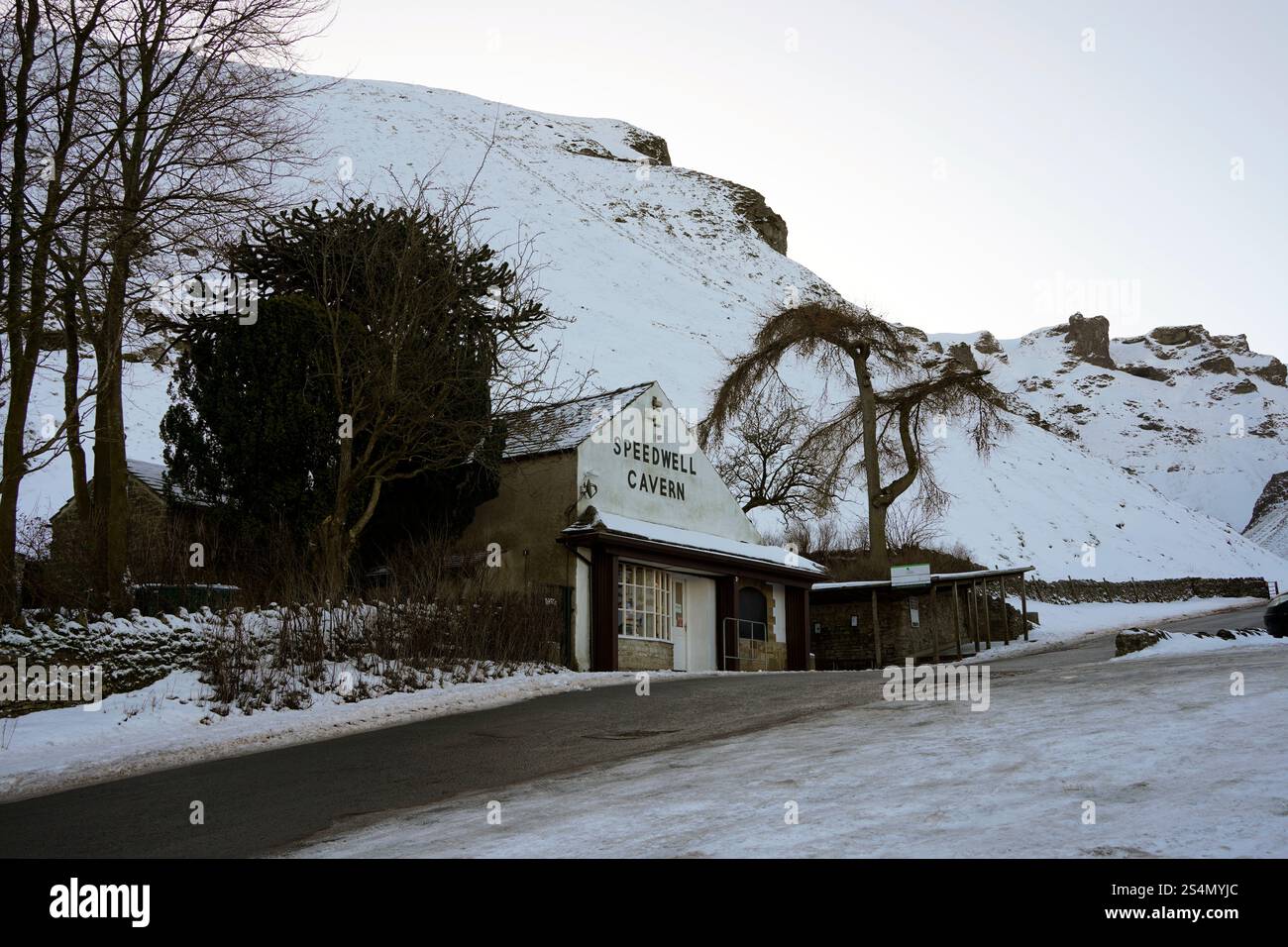 Snow scenes in Derbyshire Peak District National Park England UK ...