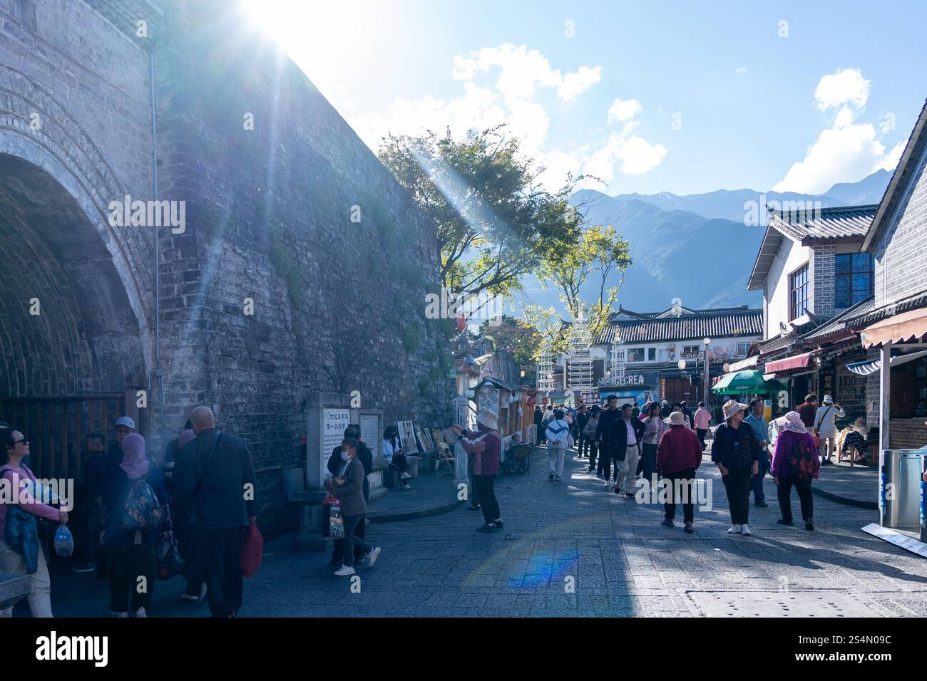Dali Old Town, China - November 19, 2024 : Sunlit street scene in Dali ...