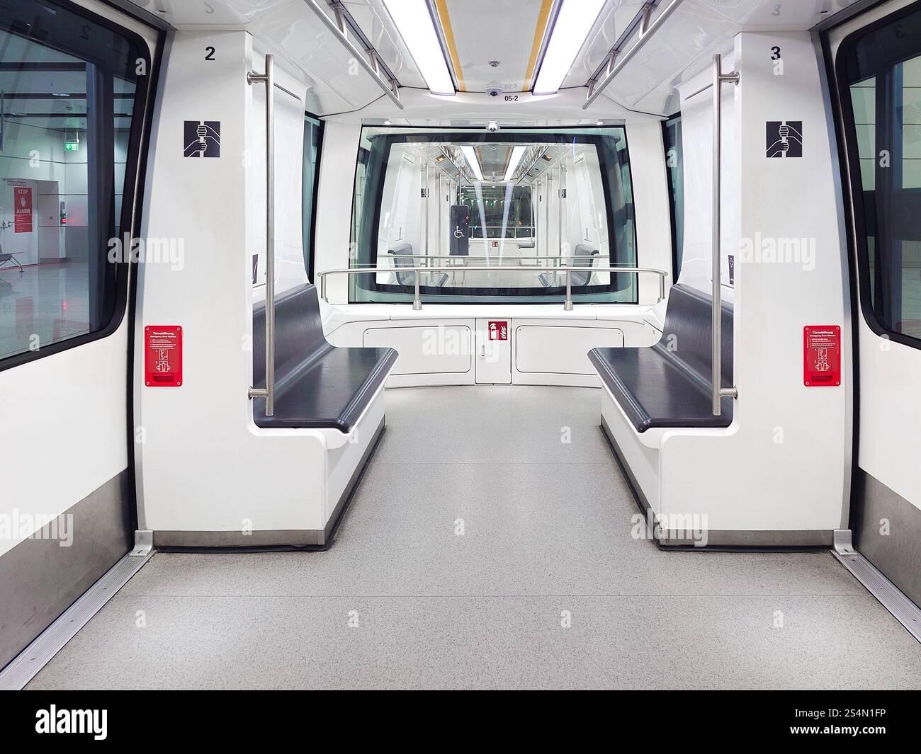 27-12-2024 Munich International Airport, Germany. Empty underground ...
