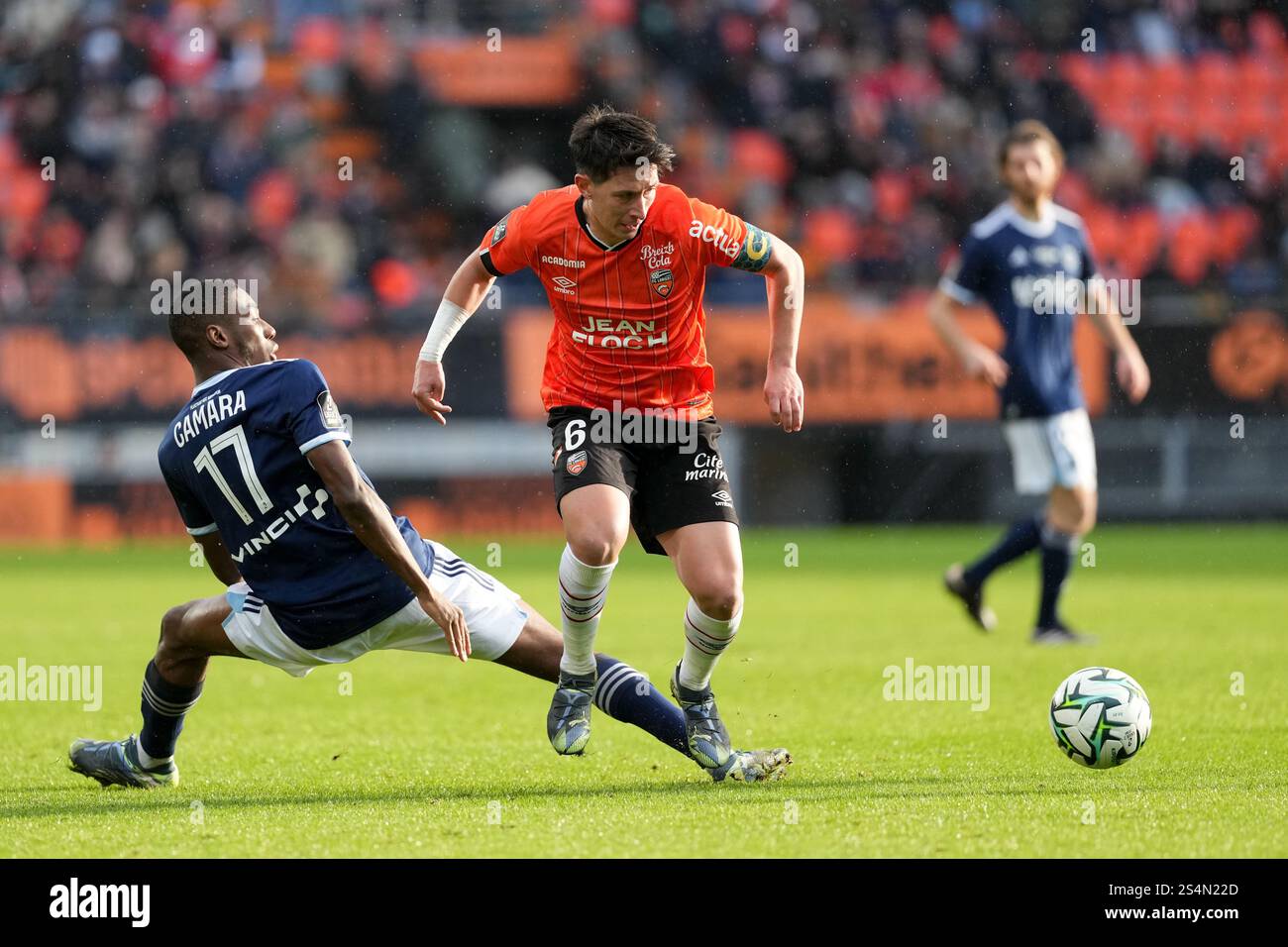 17 Adama CAMARA (pfc) - 06 Laurent ABERGEL (fcl) during the Ligue 2 BKT match between Lorient ...