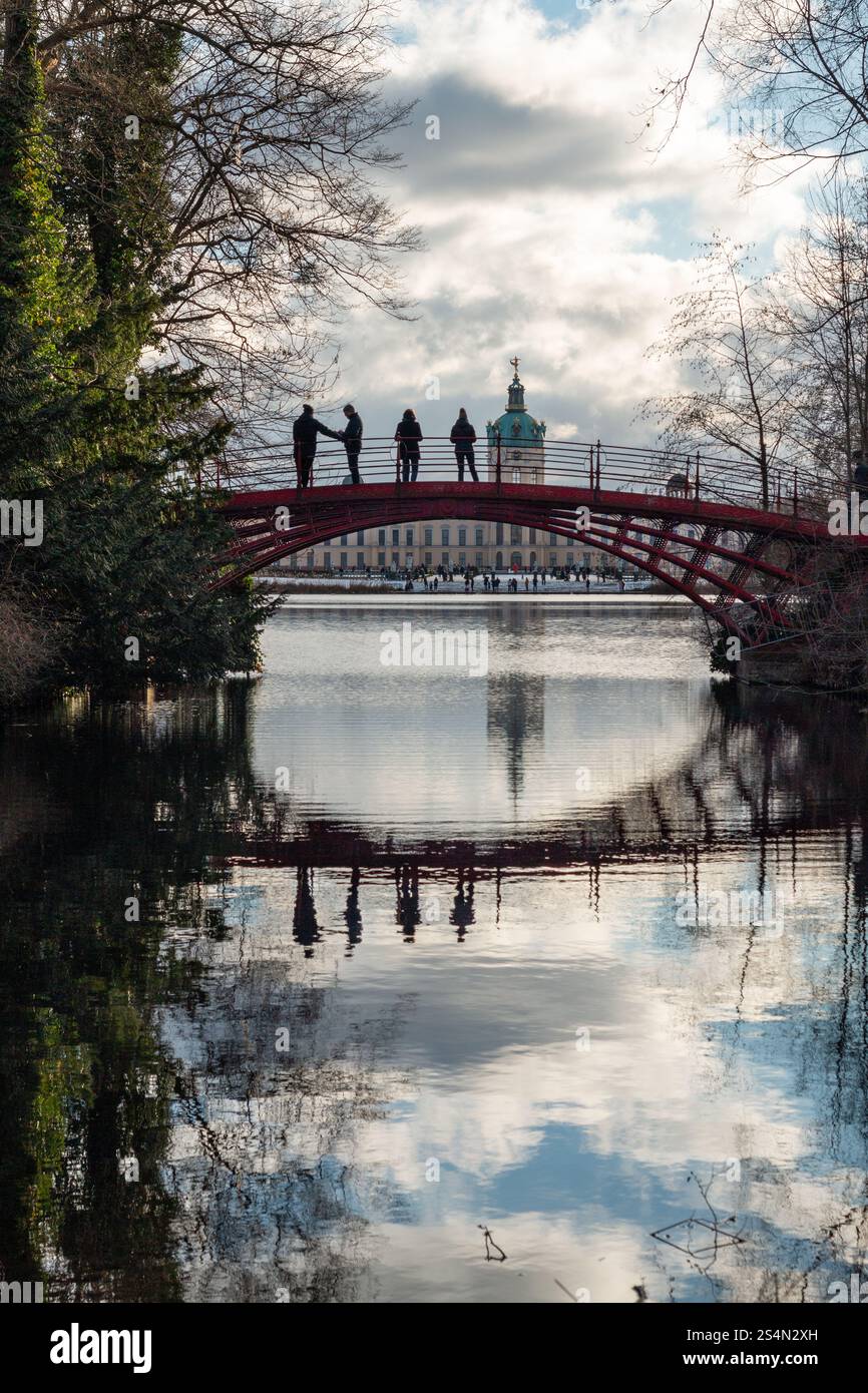 The pedestrian bridge over the carp pond at Schlosspark Charlottenburg ...