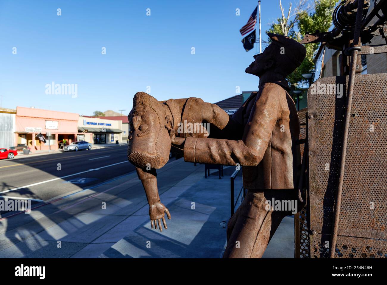 Statue of Big Bill Murphy hero of the Belmont Mine fire in 1911 by ...