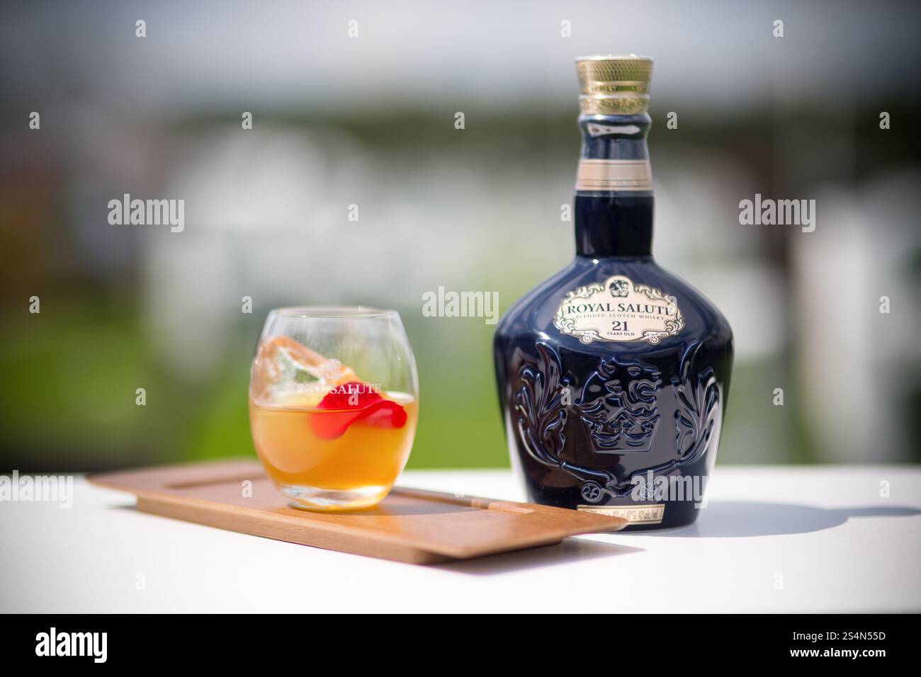 Luxury cocktails- drinks for garden party Stock Photo - Alamy