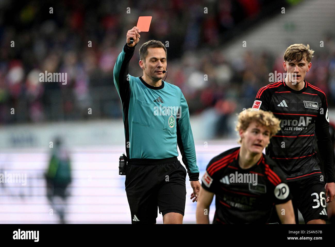 Heidenheim An Der Brenz, Deutschland. 11th Jan, 2025. Fussball ...