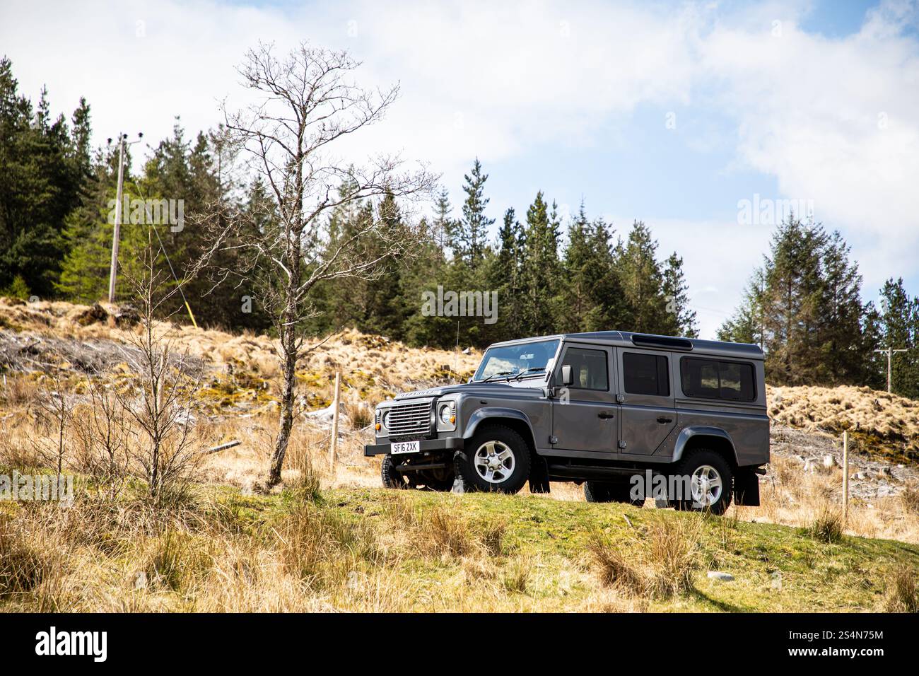 Land Rover Defender 110 in the Highlands of Scotland Stock Photo - Alamy