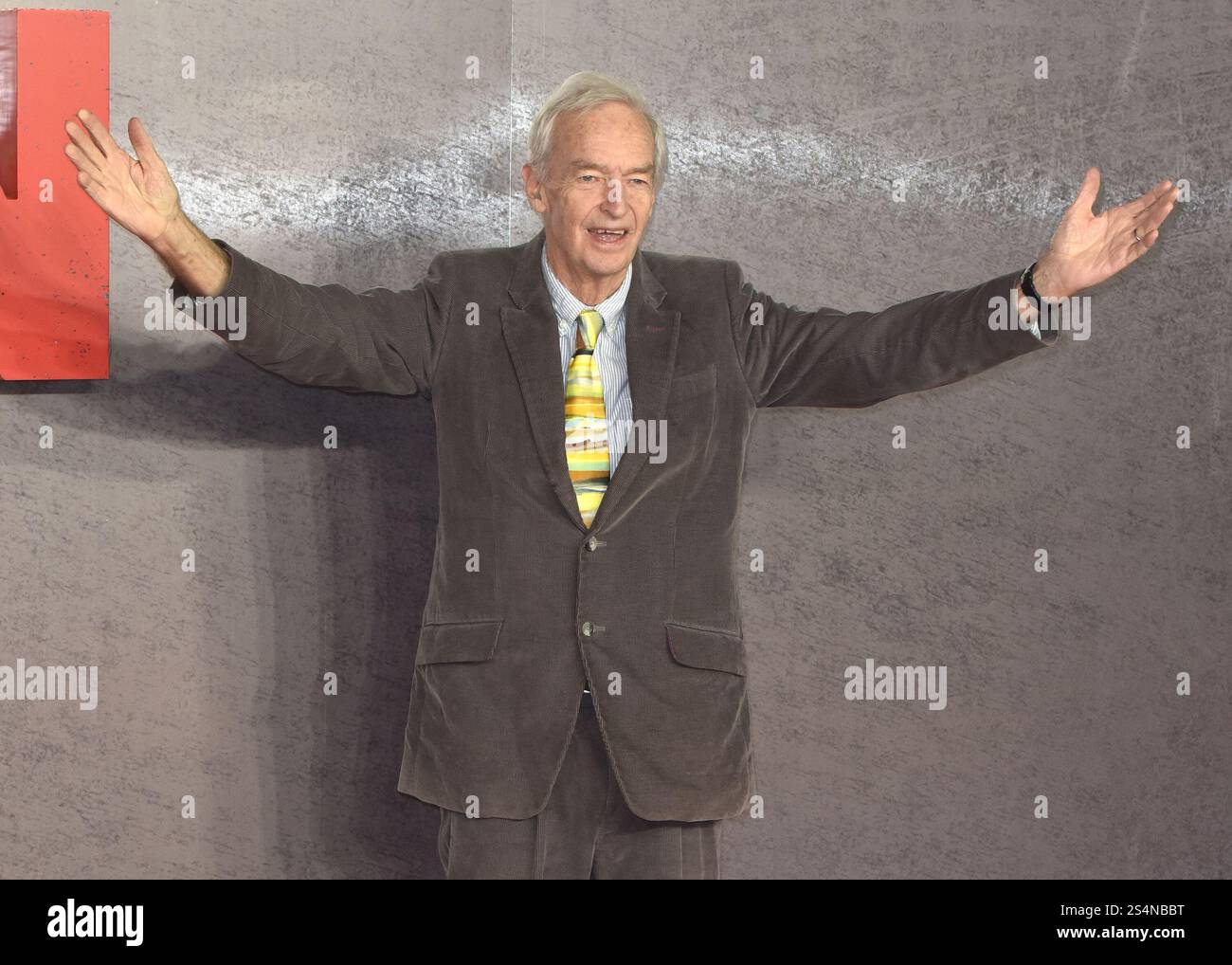 Jon Snow attends ‘ Napoleon ‘ - UK Premiere, at the Odeon Luxe ...