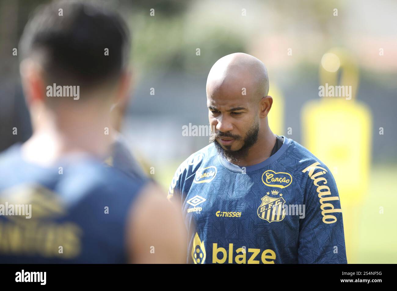 SP - SANTOS - 13/01/2025 - SANTOS, TRAINING - Patrick, Santos player ...