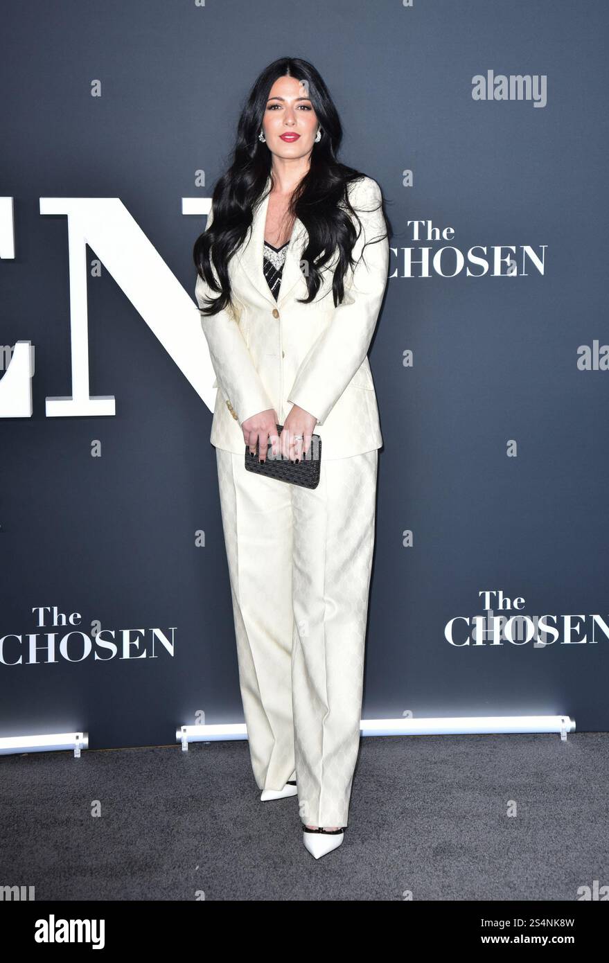Elizabeth Tabish attends ‘ The Chosen‘ Season 4 - Global Premiere at ...