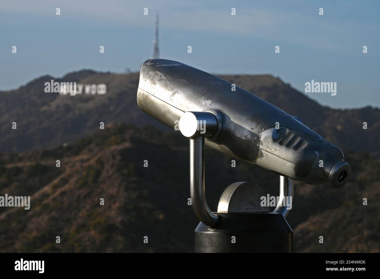 View of the Hollywood sign from Griffith Observatory, Los Angeles ...