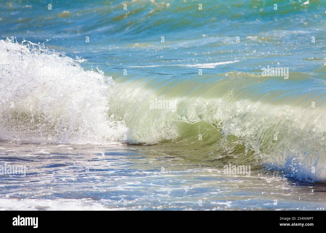 Surf break hi-res stock photography and images - Alamy