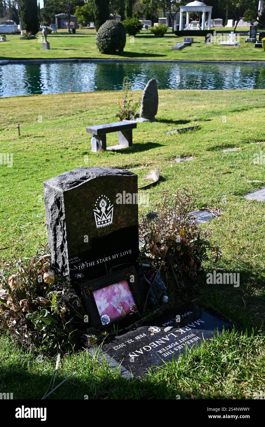 Tombstone of Mark Lanegan on the Hollywood Forever Cemetery, Hollywood ...