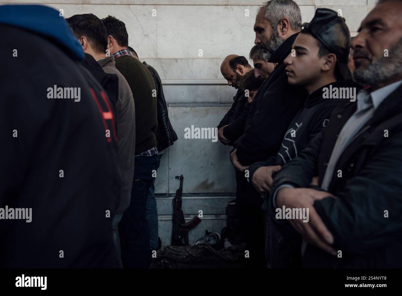Adrien Vautier / Le Pictorium - Syrians celebrate the fall of the ...