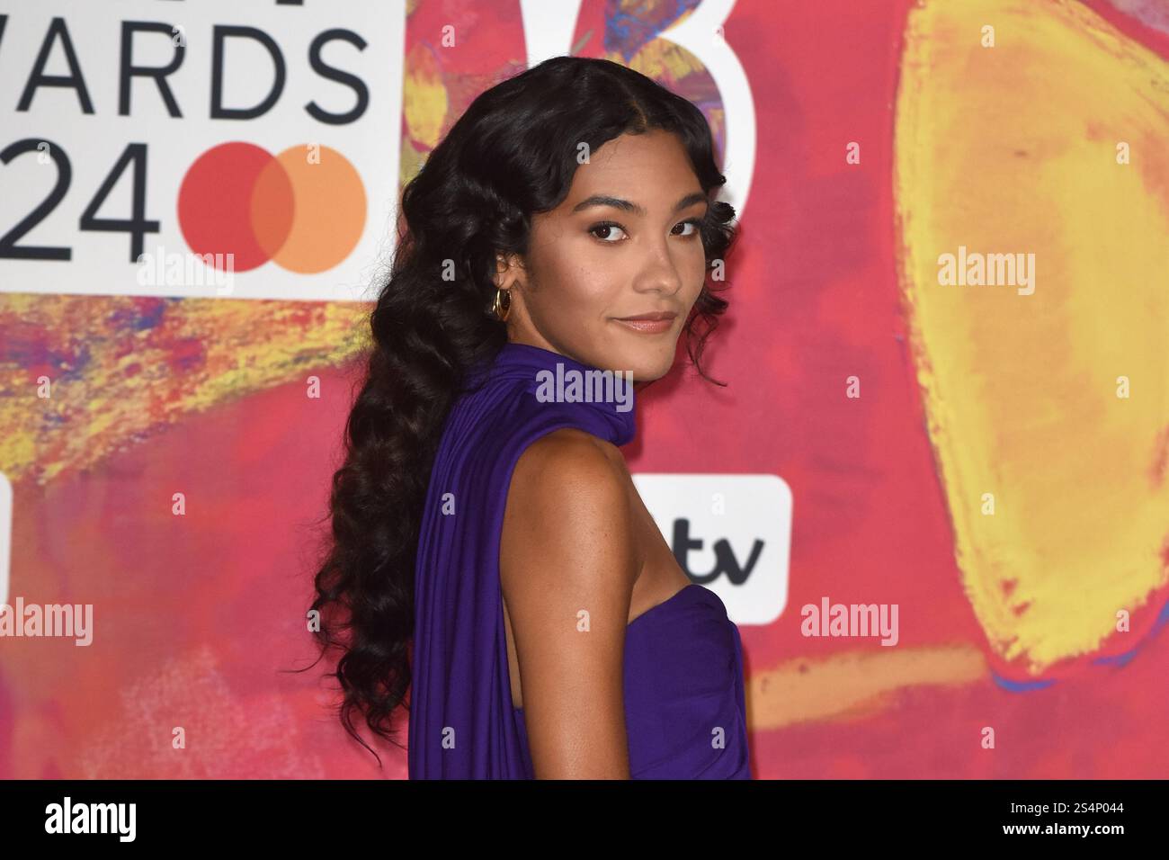 ***EDITORIAL USE ONLY*** Olivia Dean attends The BRIT Awards 2024 at ...