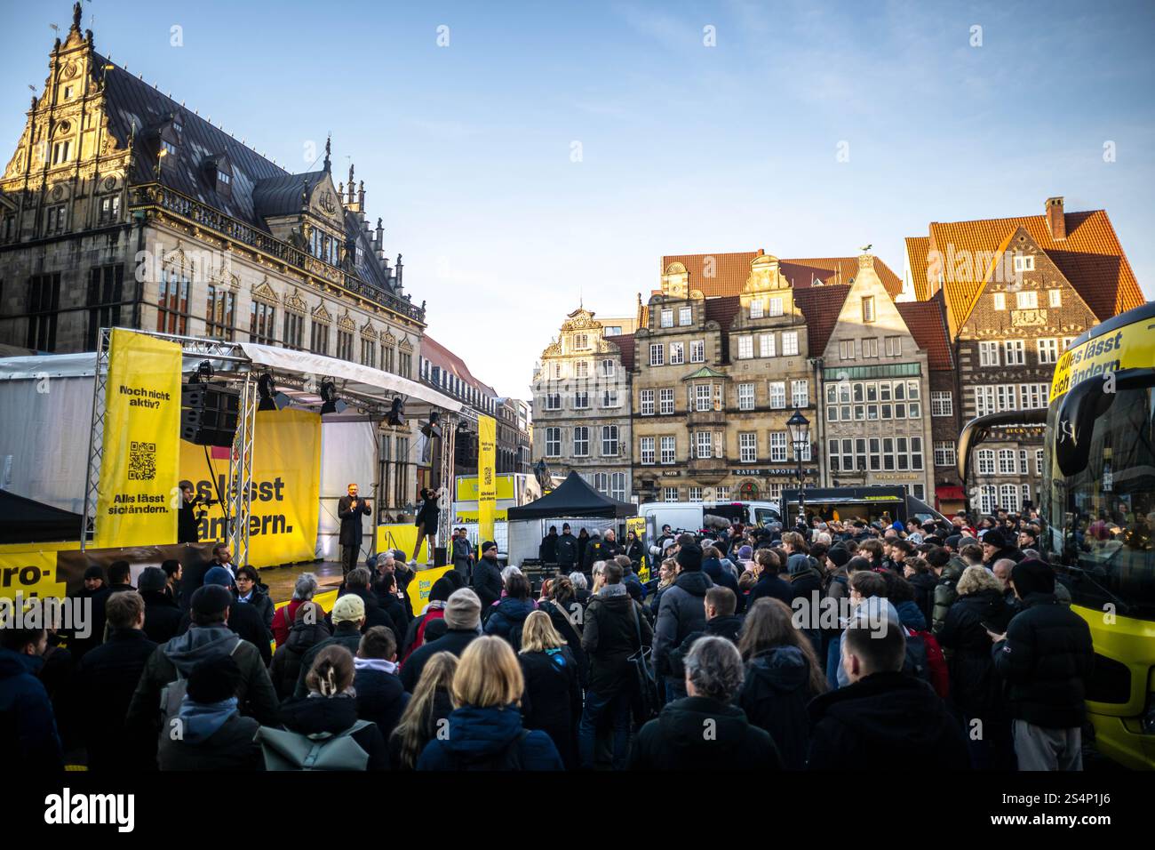 Bremen, Germany. 13th Jan, 2025. Christian Lindner, Federal Chairman of ...
