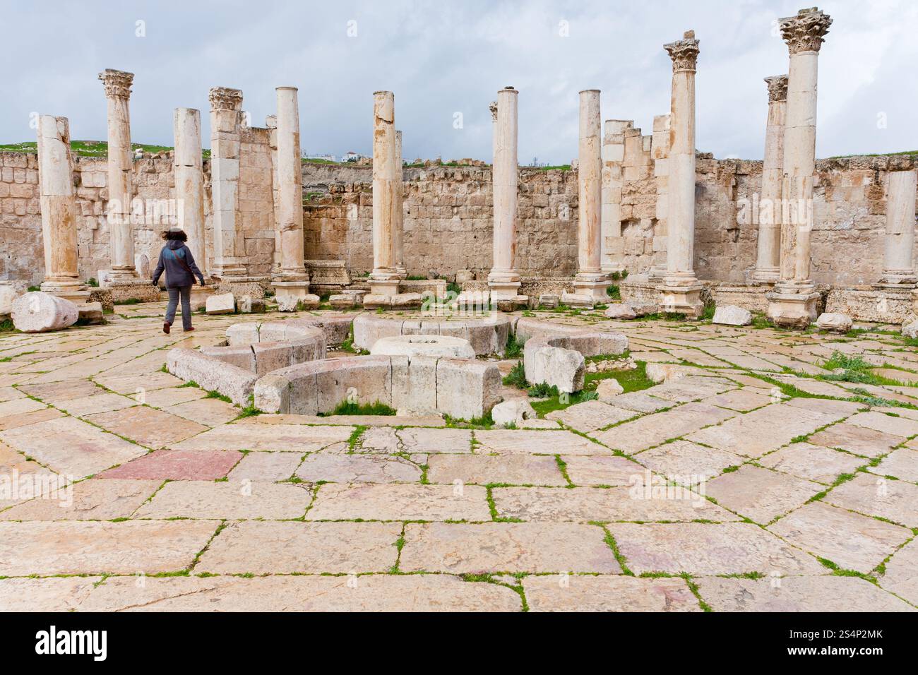 ruins of ancient market house in antique town Jerash, Jordan Stock ...