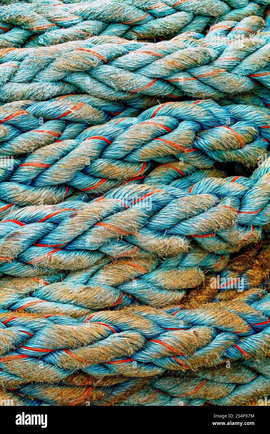 Rotterdam hawser on ss Rotterdam Stock Photo - Alamy