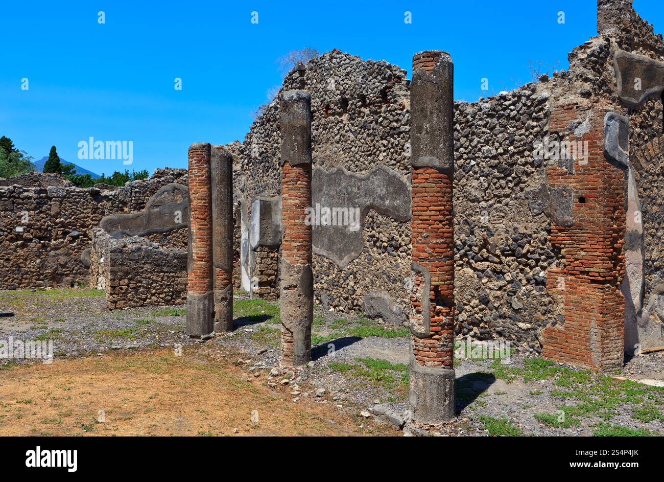 Landscape ruins ancient city hi-res stock photography and images - Alamy