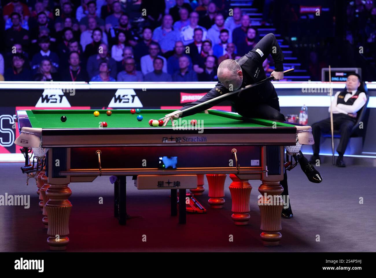 A general view of Mark Williams in action during his match against Ding ...