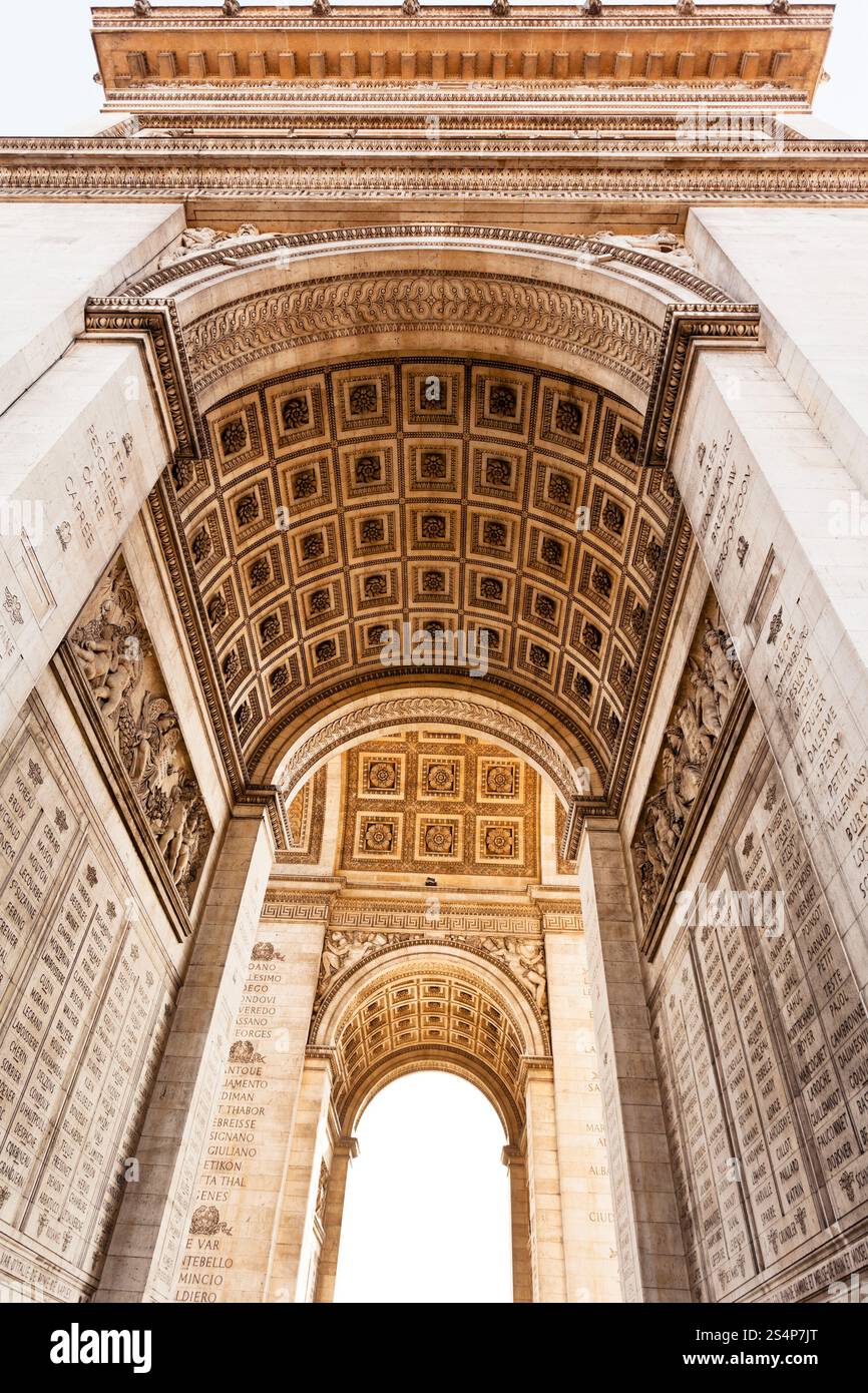 decoration of inner facade arches of Triumphal Arch in Paris Stock ...