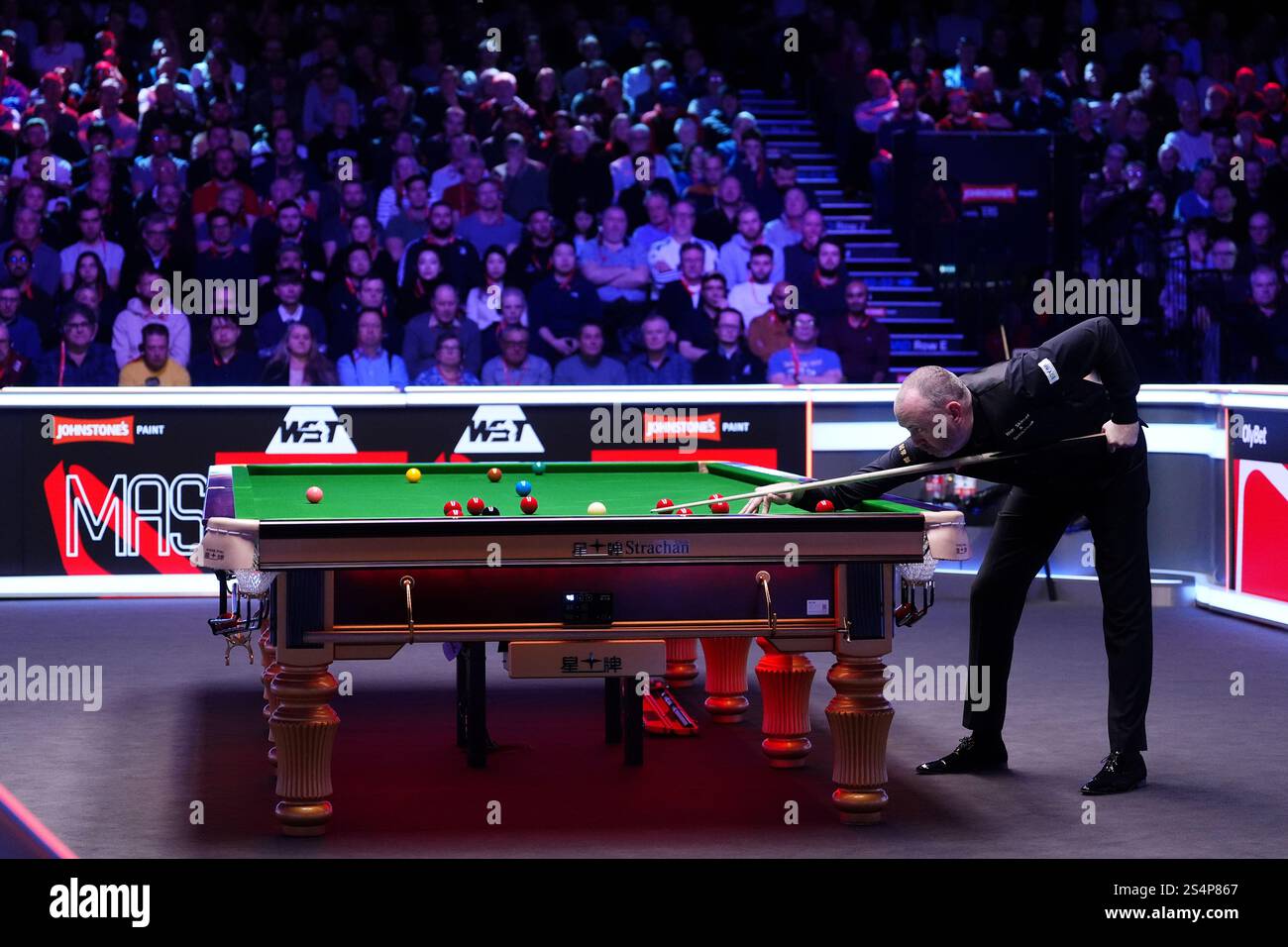 A general view of Mark Williams in action during his match against Ding ...