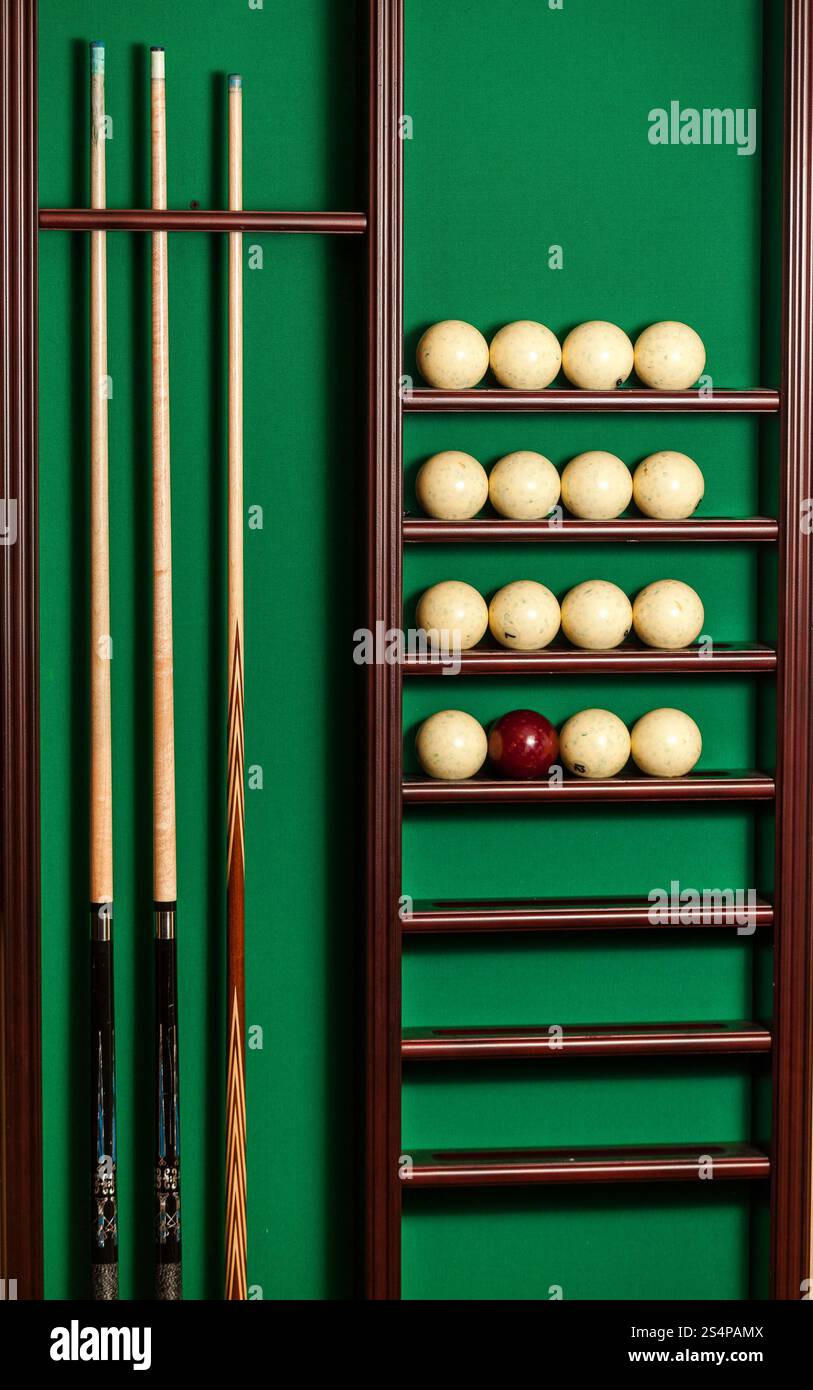 Billiard ball rack hi-res stock photography and images - Alamy