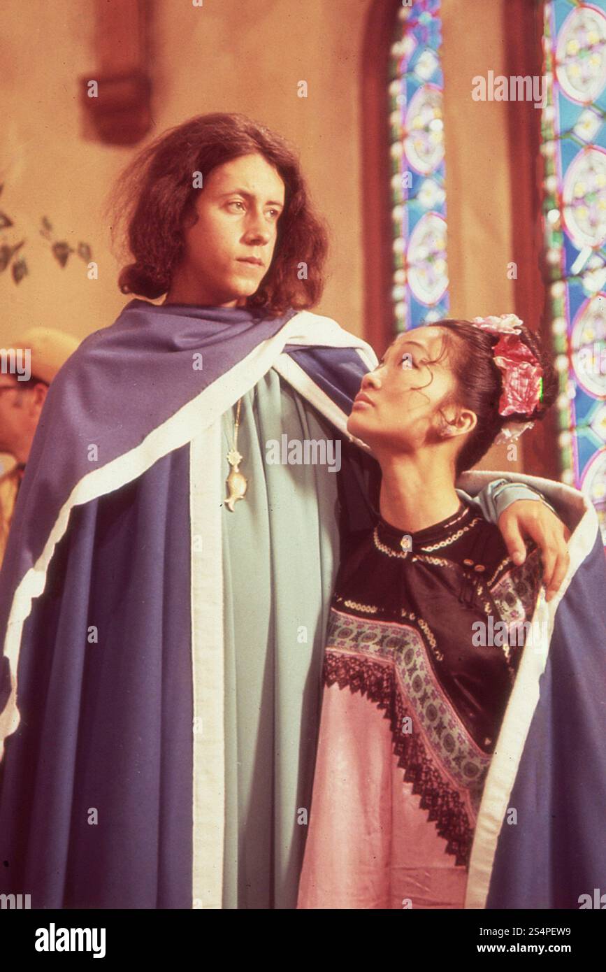 Arlo Guthrie and Tina Chen in the movie Alice´s Restaurant, 1969 Stock ...