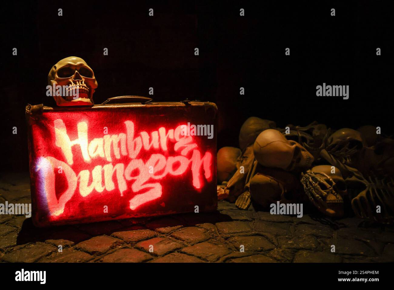 Hamburg, Germany. 13th Jan, 2025. The "Hamburg Dungeon" scare train can ...