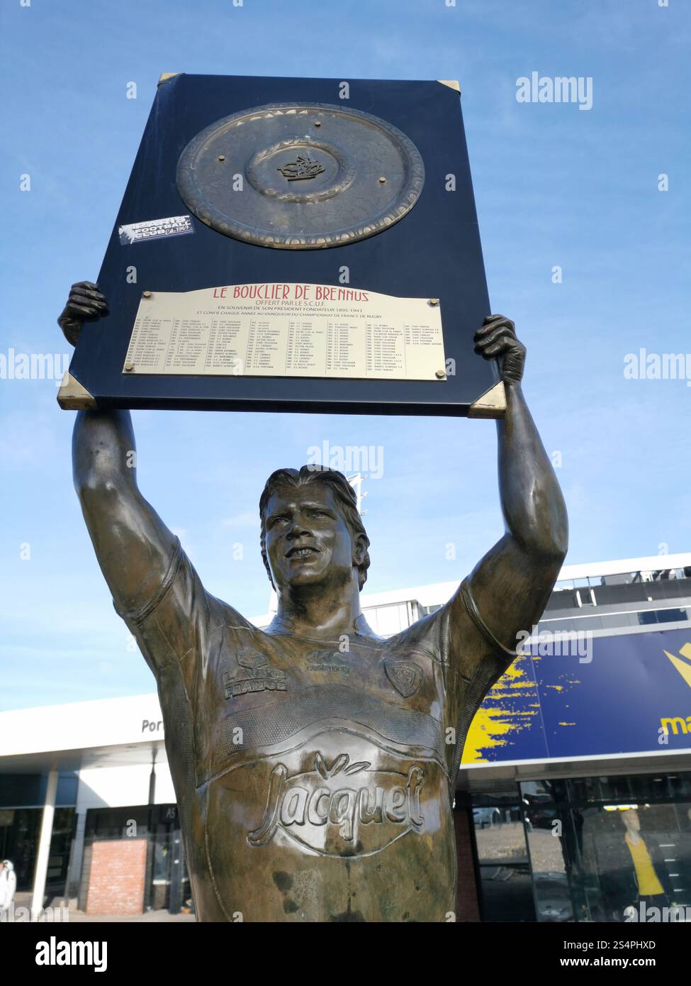 CLERMONT-FERRAND. MARCEL MICHELIN STADIUM. STATUE OF AURELIEN ROUGERIE ...