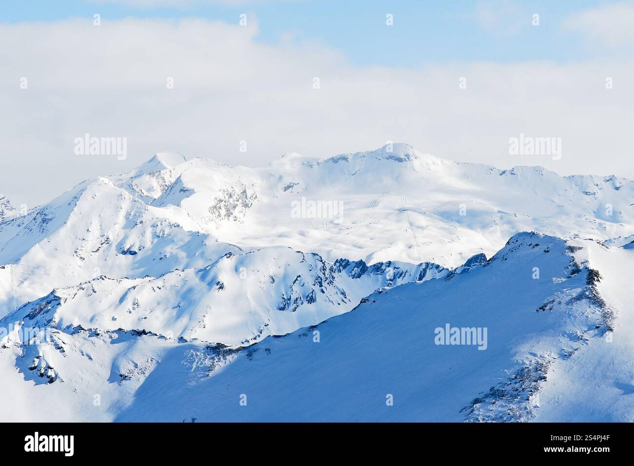 snow mountains in Paradiski skiing region, Les Coches - Montchavin ...