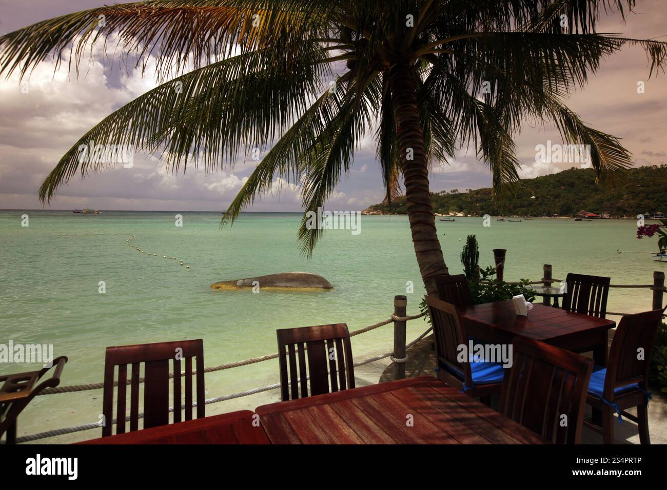 the Mae Hat Bay Beach on the Ko Tao Island in the Gulf of Thailand in ...