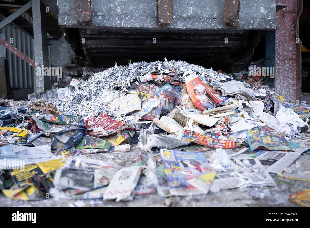 Freital, Germany. 13th Jan, 2025. Waste paper lies in a pile at the ...