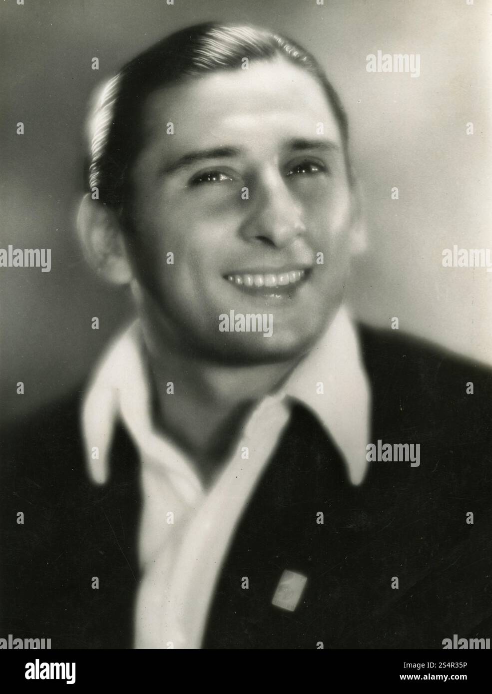 Portrait of Italian actor Renato Rascel, 1930s Stock Photo - Alamy