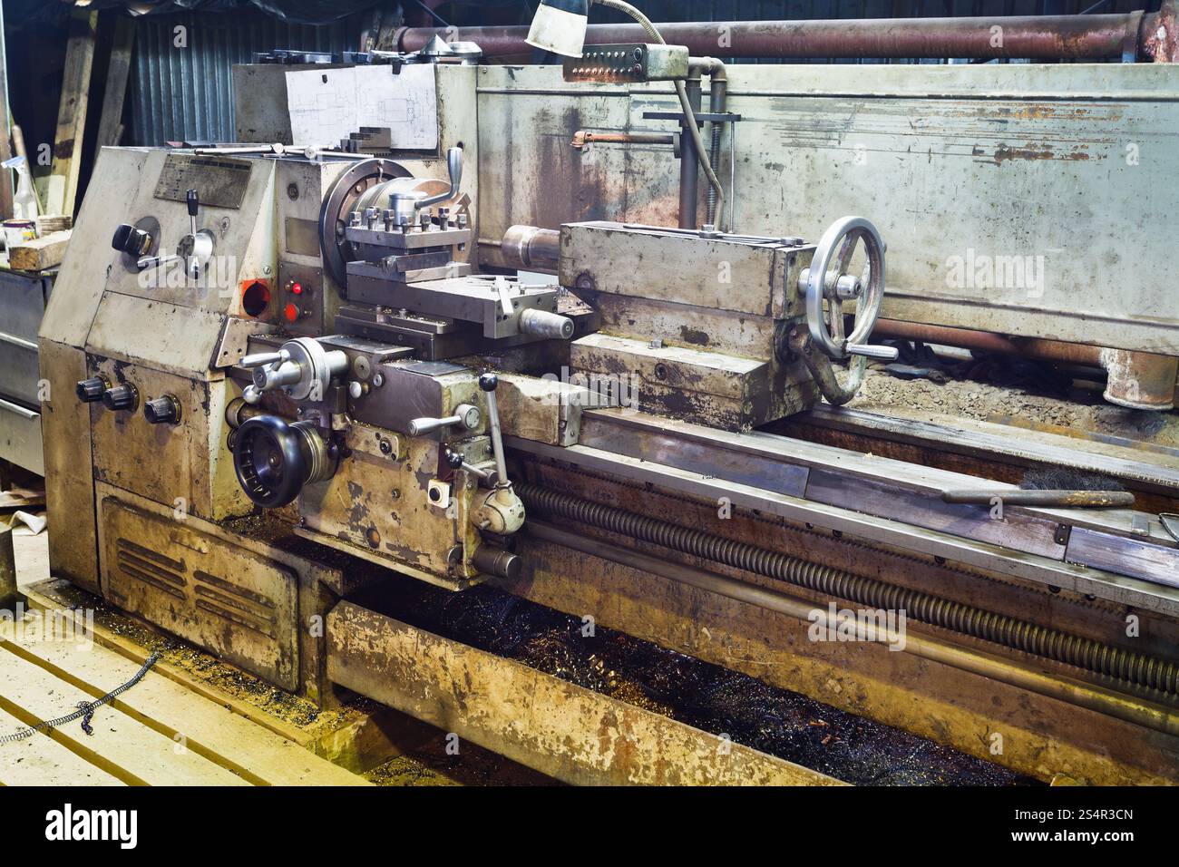 Bench metal lathe machine in turnery workshop Stock Photo - Alamy