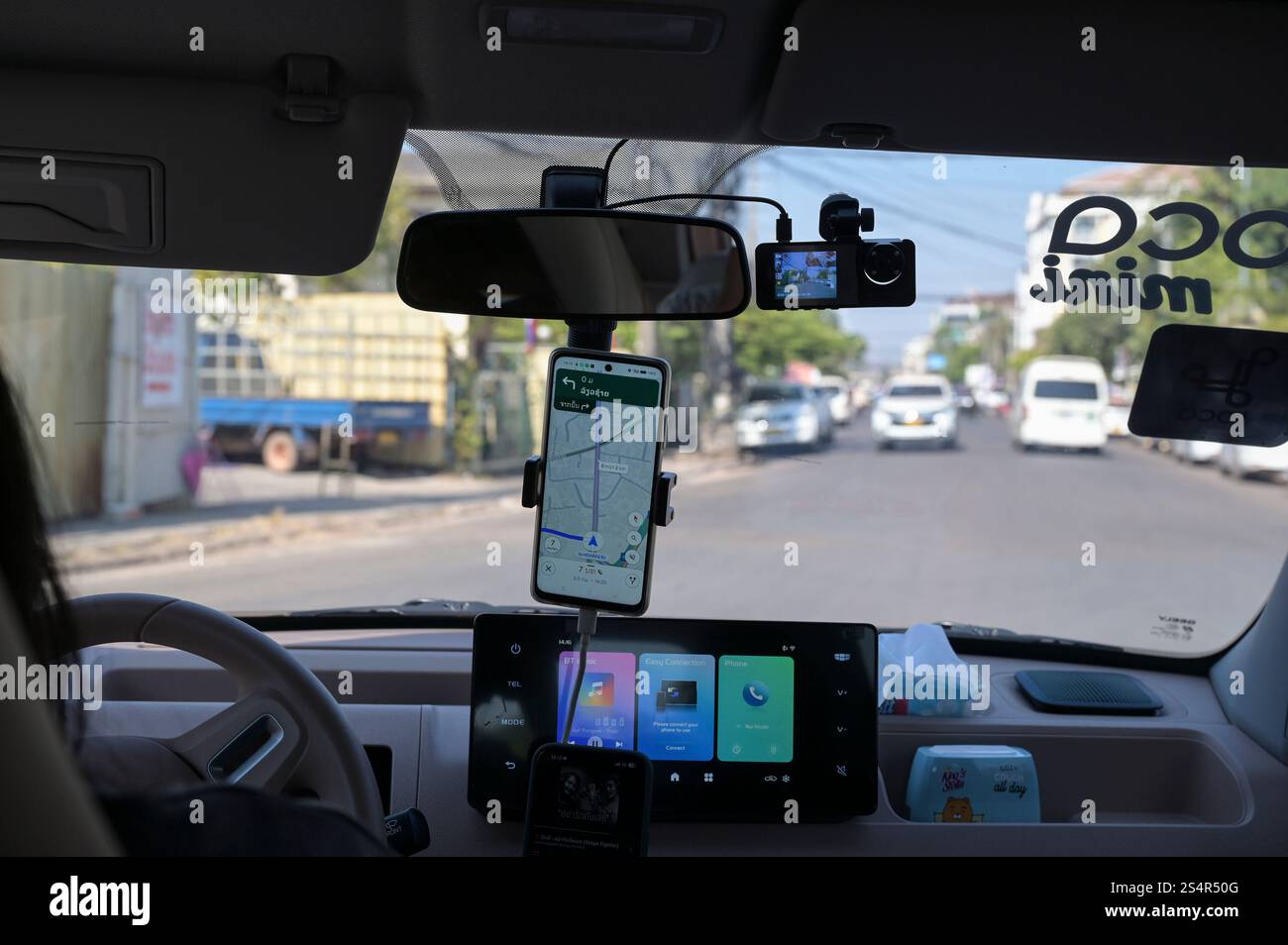 LAO P.D.R., Vientiane, chinese electric mini car Geely Geometry of APP ...