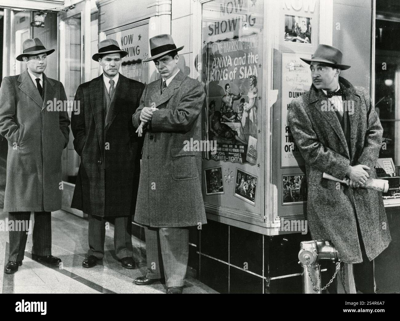 American actors Dana Andrews, Barry Kelley, and Sam Levene in the movie ...