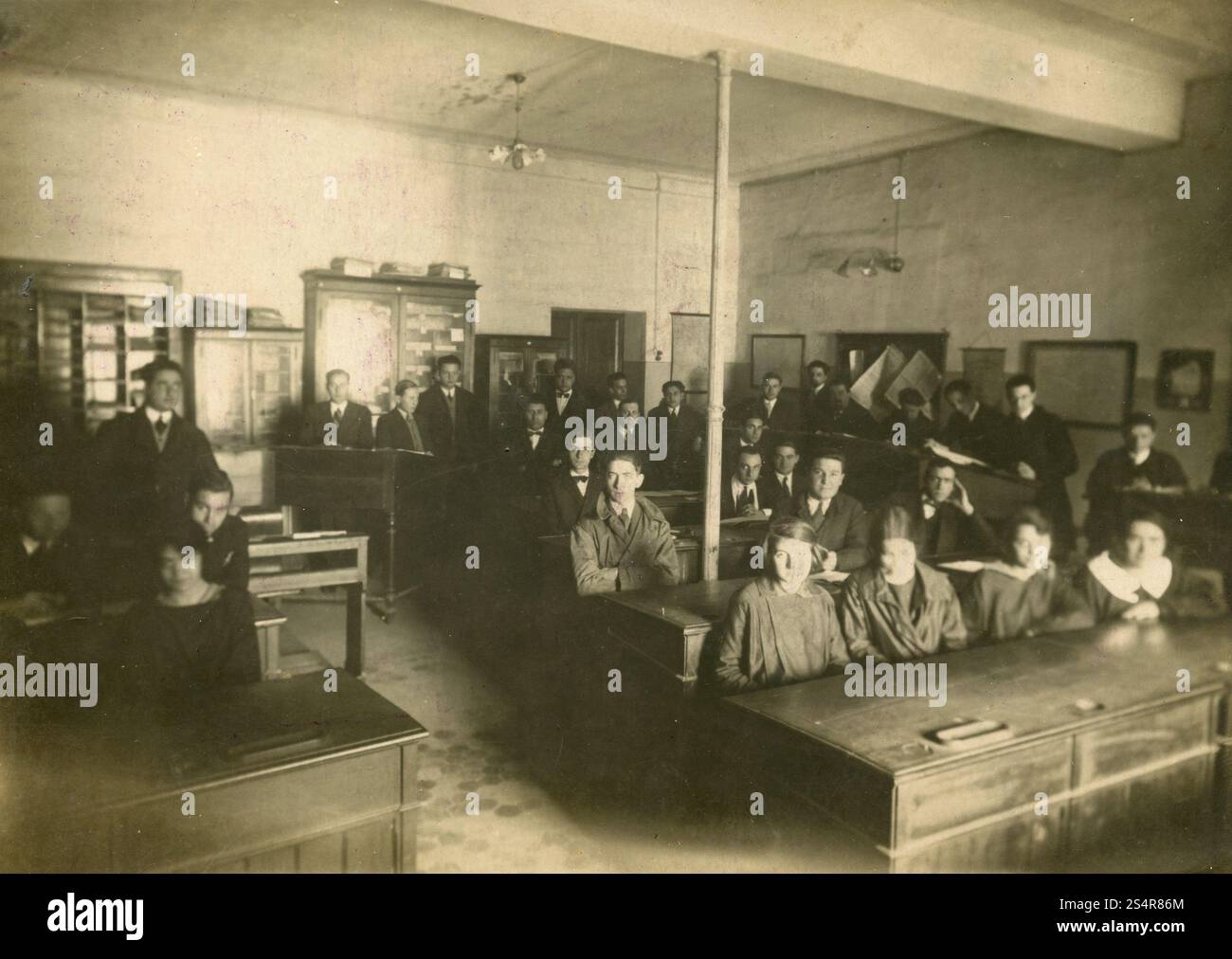 University class during the lecture, Italy 1930s Stock Photo - Alamy