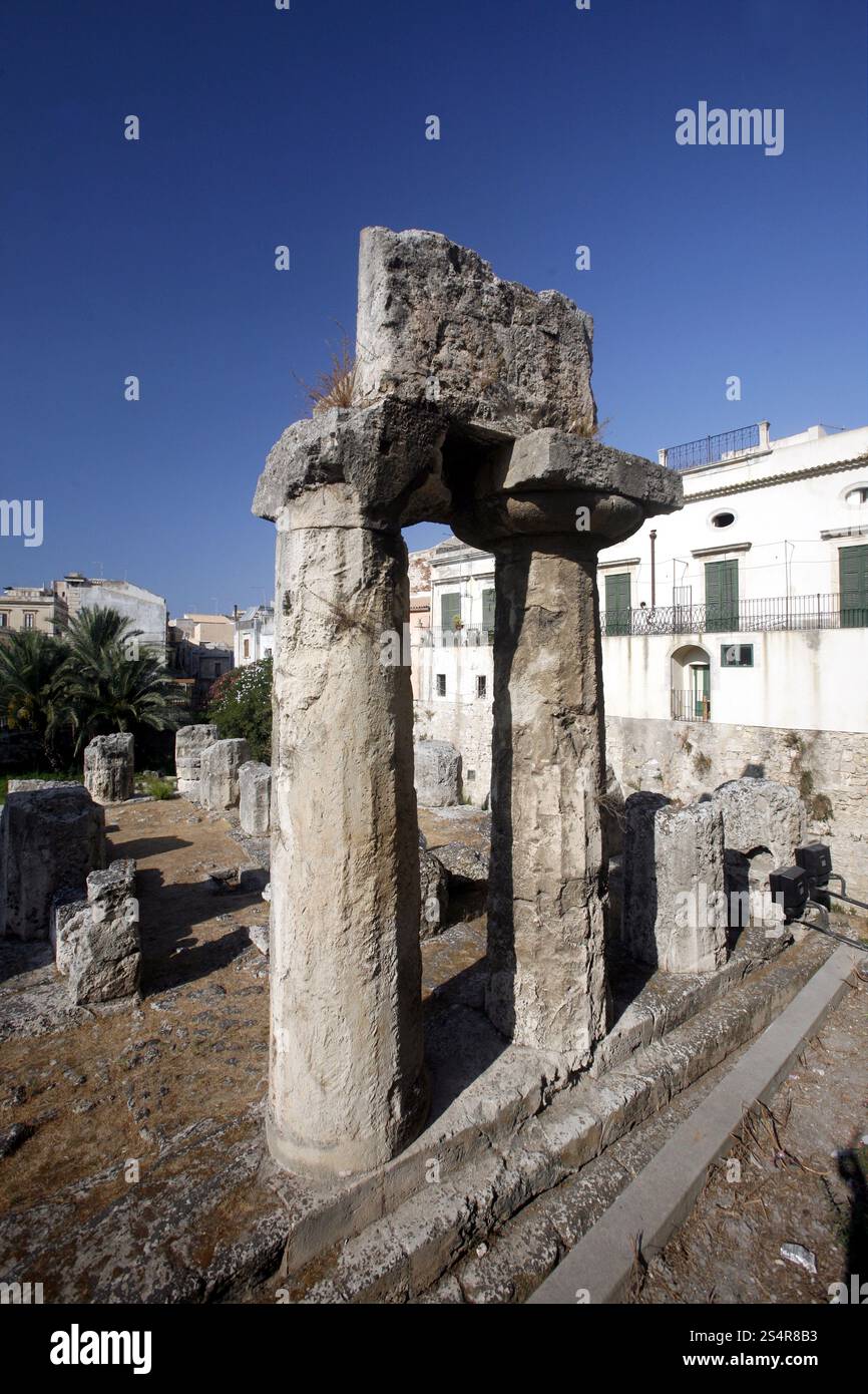 the apollo Temple in the old town of Siracusa in Sicily in south Italy ...