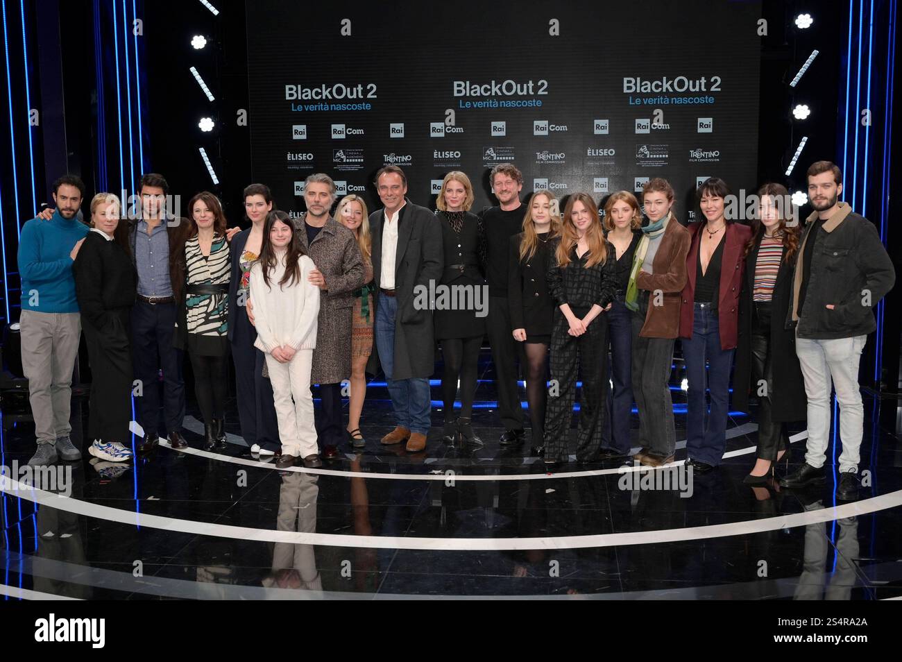 Der cast beim Photocall zur Rai TV-Serie BlackOut 2 - Le veritÃ ...