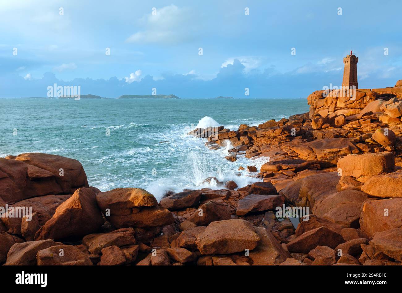 Coast perros guirec france hi-res stock photography and images - Alamy