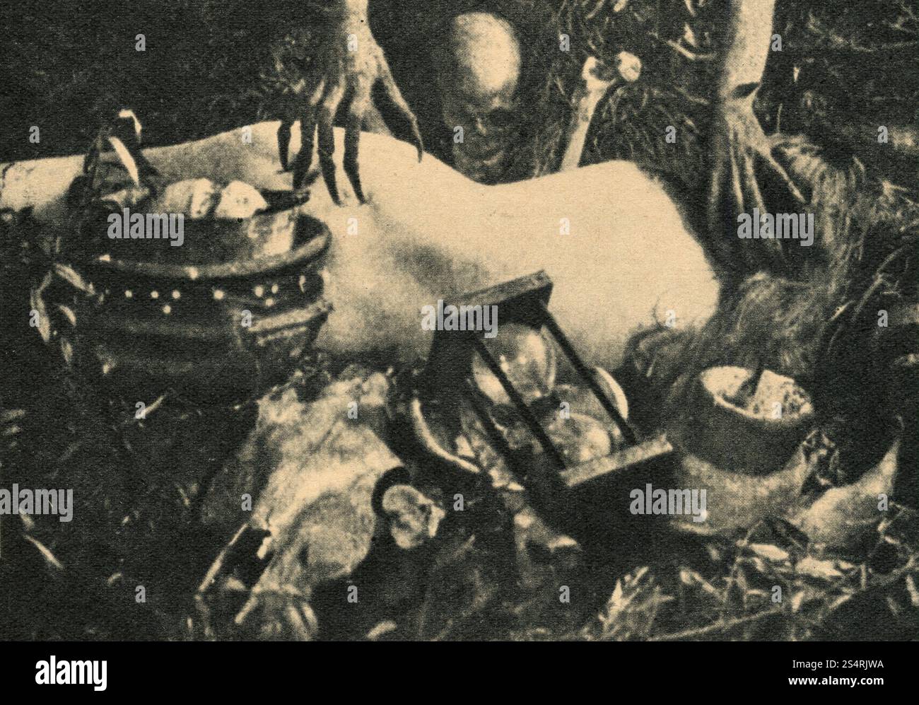 Scene from the movie Haxan, Witchcraft Through the Ages, Sweden 1922 ...