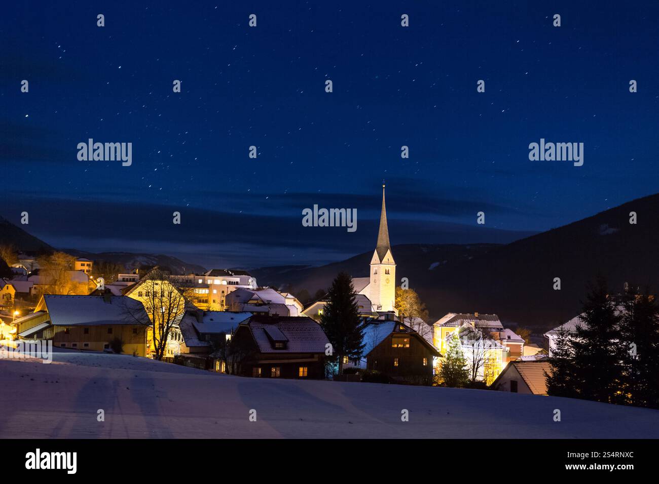 Night view traditional highland hi-res stock photography and images - Alamy
