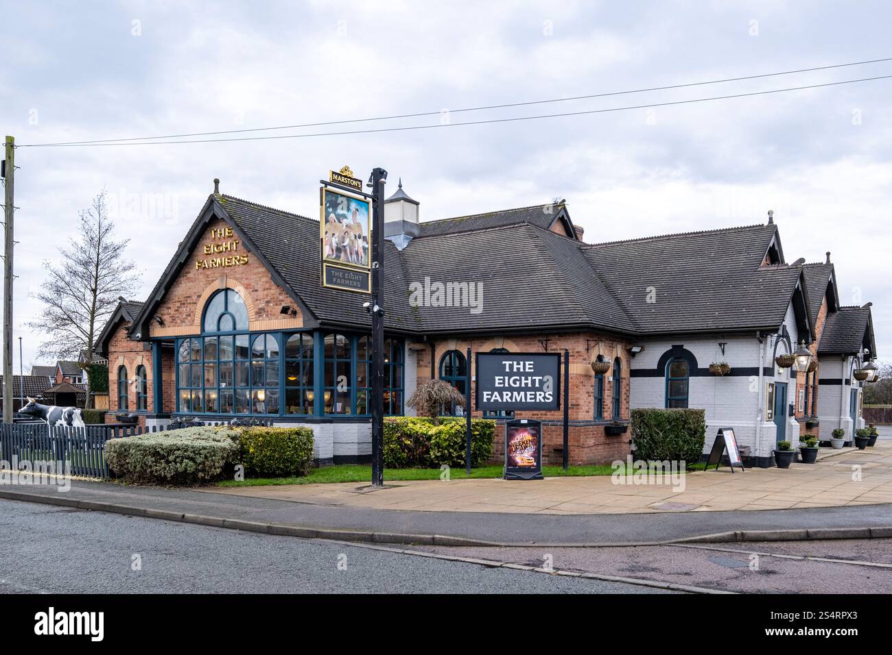 The Eight Farmers pub and family restaurant in Leighton, Crewe UK Stock ...