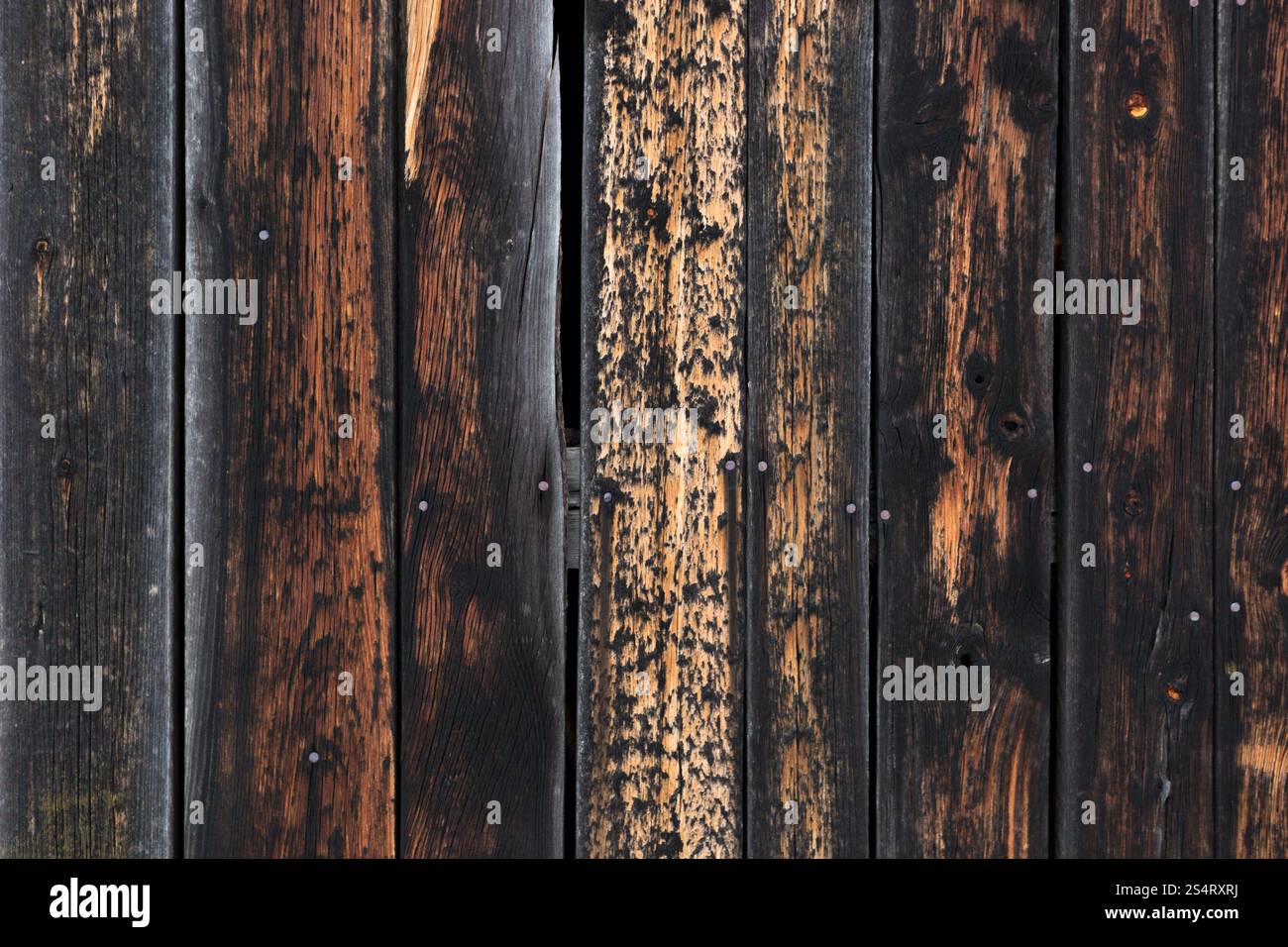 Wooden texture on black hi-res stock photography and images - Alamy