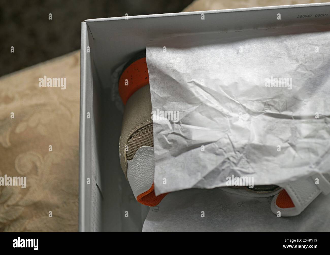 Open unboxing hi-res stock photography and images - Alamy