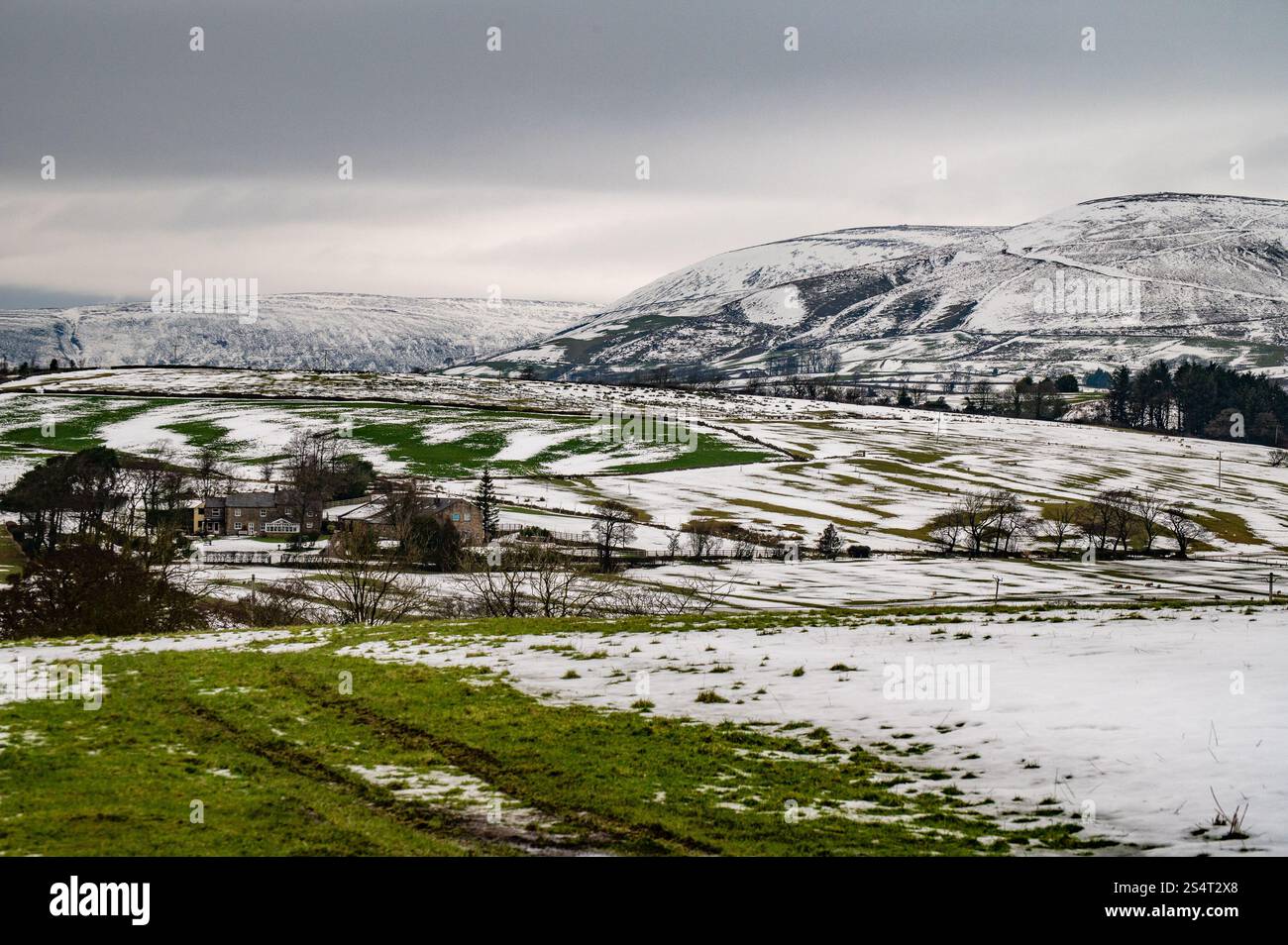 Preston, Lancashire, UK. 13th Jan, 2025. The thaw setting in after a ...